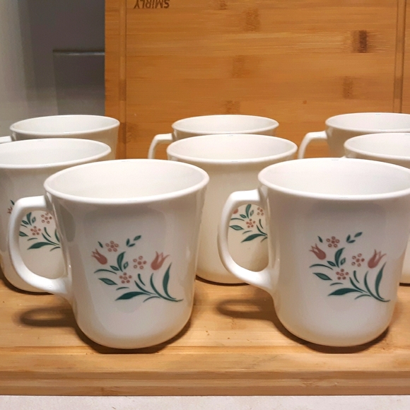 Corelle | Dining | 4 Vintage Corelle Rosemarie Coffee Cups Last Set Of ...
